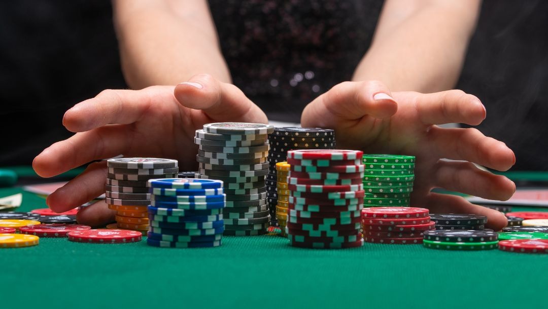 When To Shove in Poker (Going All-In) – BetMGM