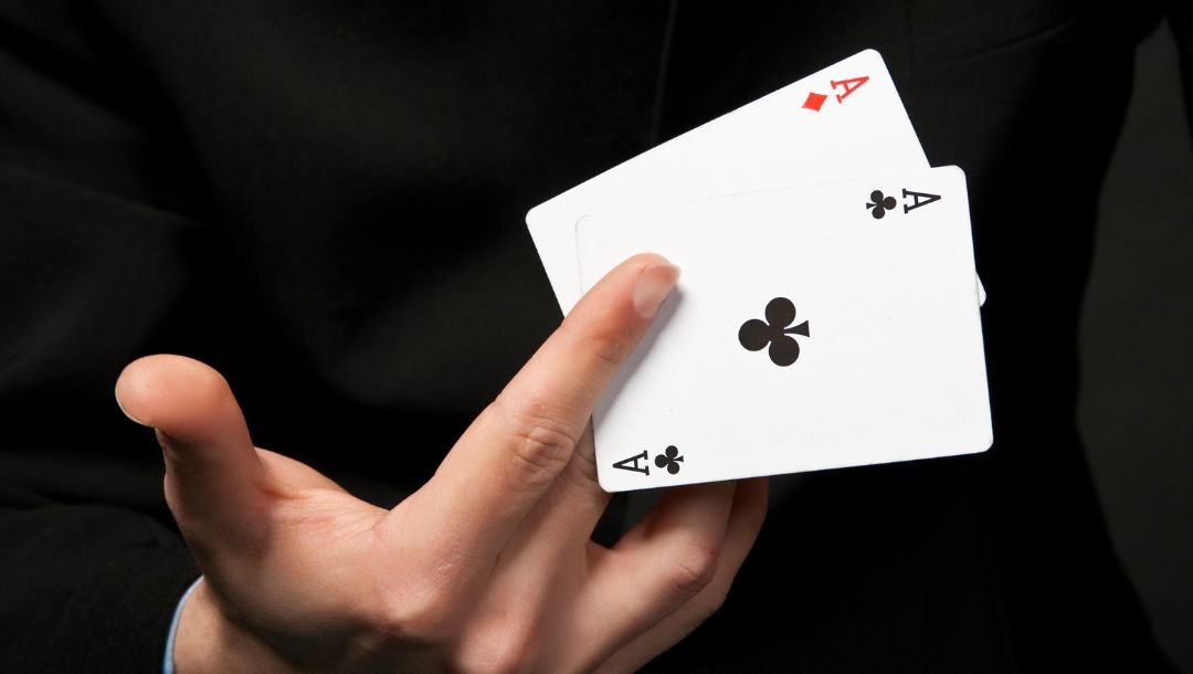Rules for How To Play With an Ace in Your Hand – BetMGM