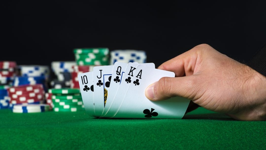 When Should You Adjust Your Poker Hand Selection? – BetMGM