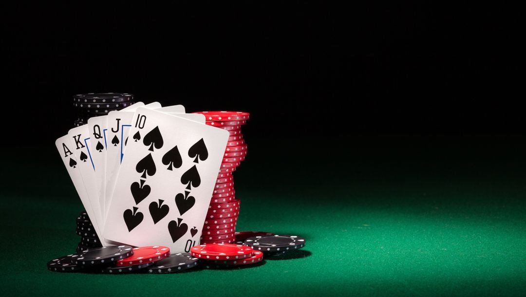 Top Hands for Multi-Table Poker – BetMGM